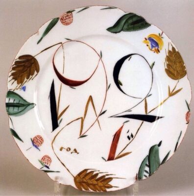 Porcelain master Alexandra Shchekatikhina-Pototskaya