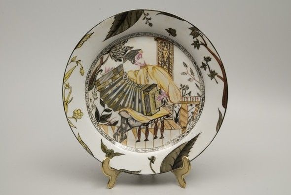 Porcelain master Alexandra Shchekatikhina-Pototskaya
